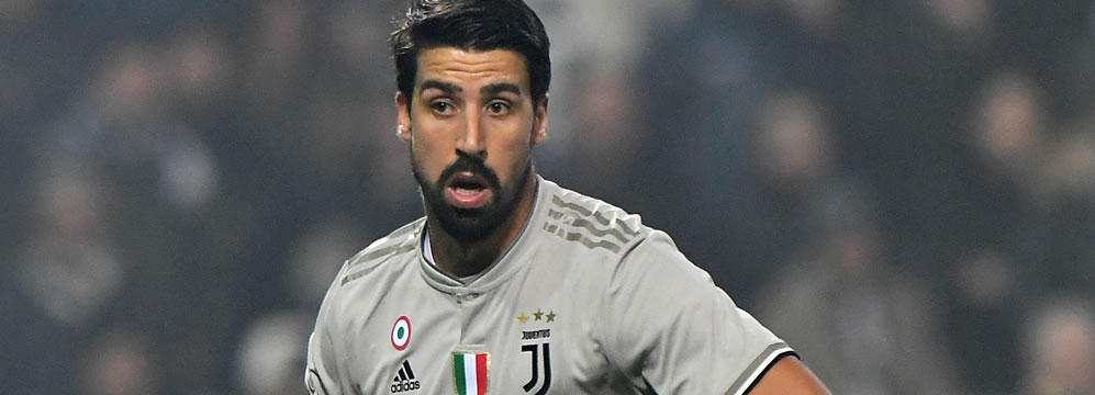 Mittelfeldspieler Sami Khedira bleibt in diesem Sommer bei Juventus