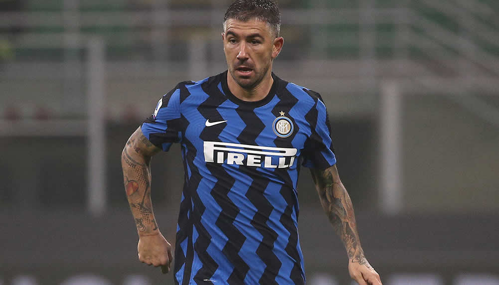 Aleksandar Kolarov bleibt für halbes Gehalt bei Inter | 4-4-2.com