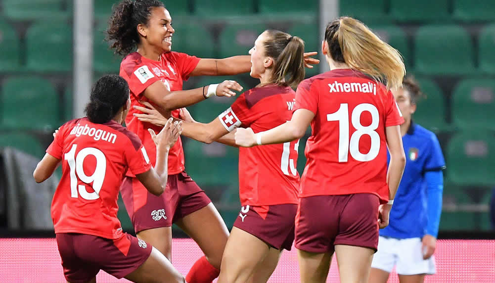 Die Schweizer Frauen-Nati jubelt: Sieg in Italien Die Schweizer Frauen-Nati jubelt: Sieg in Italien