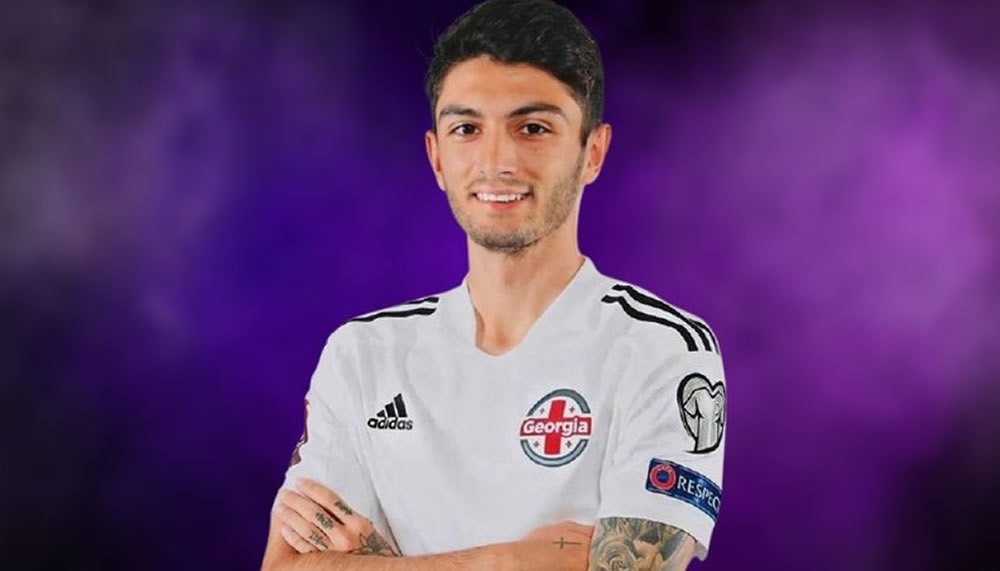 Noch ein neuer Linksverteidiger für den FCB: Irakli Azarovi könnte kommen