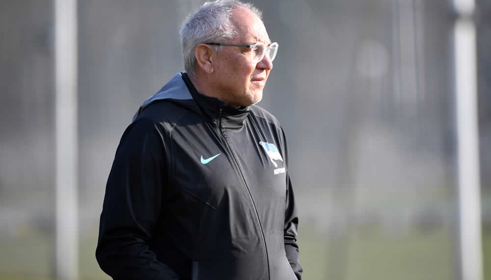 Felix Magath ist bei Hertha BSC zurück auf dem Trainingsplatz