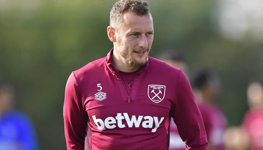 Bayer Leverkusen schielt auf West Ham-Verteidiger Vladimir Coufal