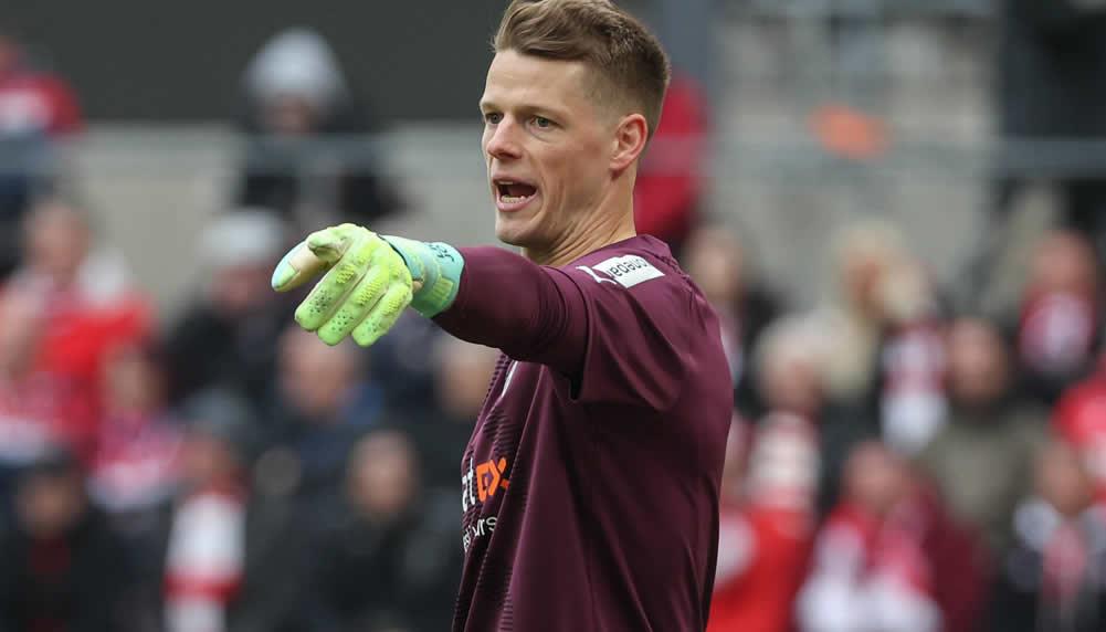 Jonas Omlin erhält ein Sonderlob vom Trainer