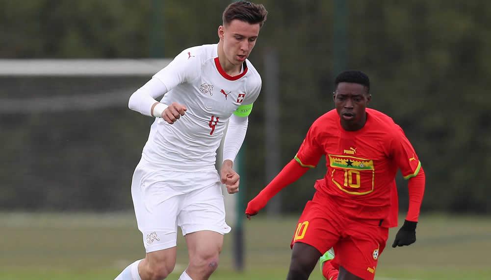 Barça ist am Schweizer U16-Nati-Captain Eman Kospo dran