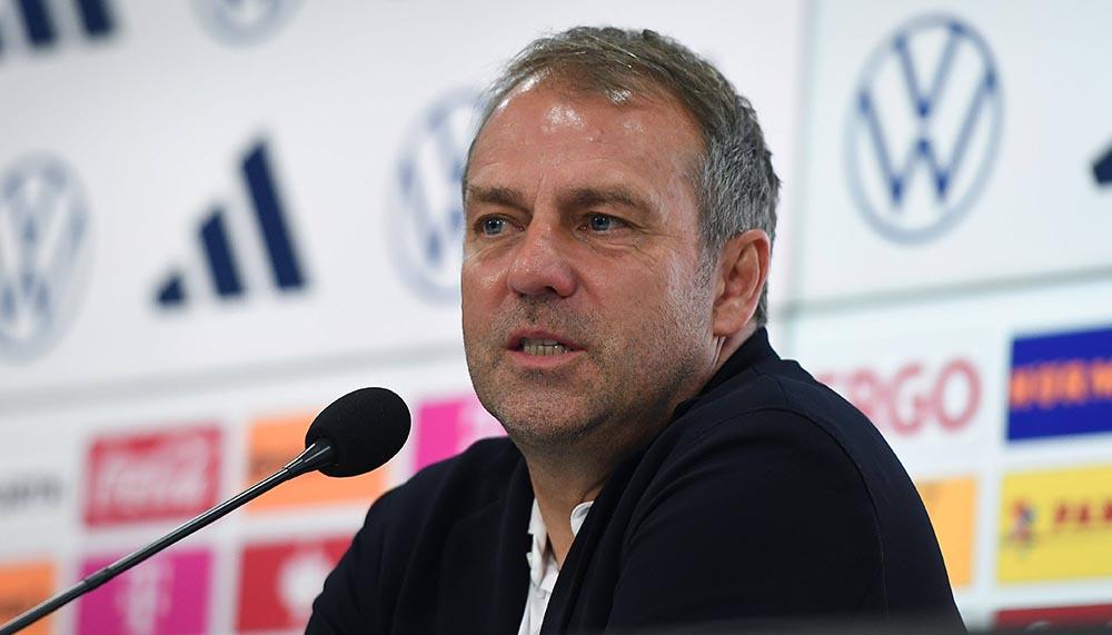 Bundestrainer Hansi Flick lässt die harte Kritik an sich abprallen