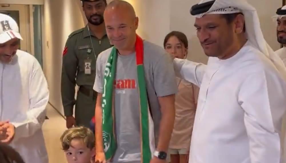 Andrés Iniesta wird bei seinem neuen Klub vorgestellt