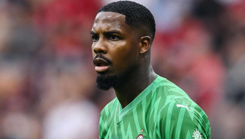 Milan hat einen Plan mit Goalie Mike Maignan