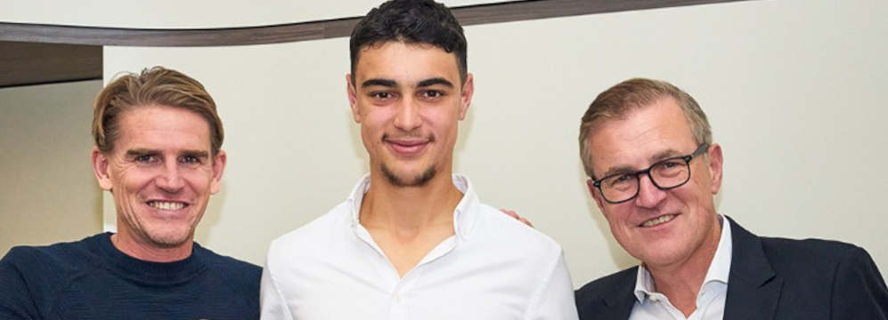 Neuer Profi beim FC Bayern: Aleksander Pavlovic erhält Vertrag