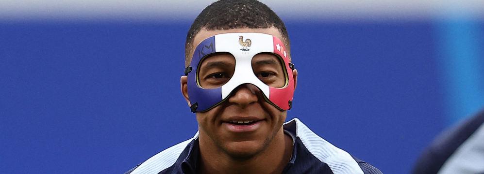 Die Maske von Kylian Mbappé ist bereit