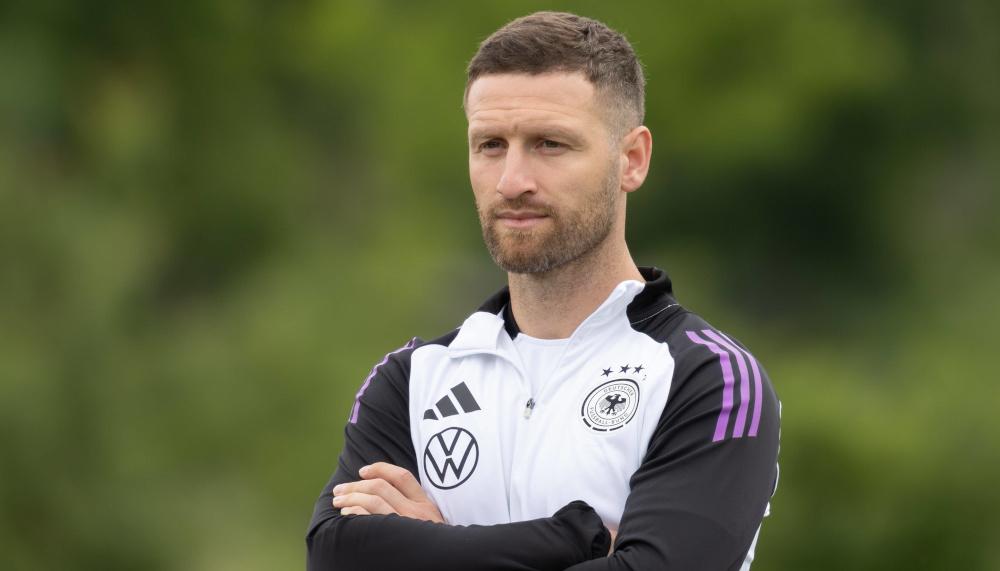 Weltmeister Mustafi beendet seine Karriere und wird Trainer