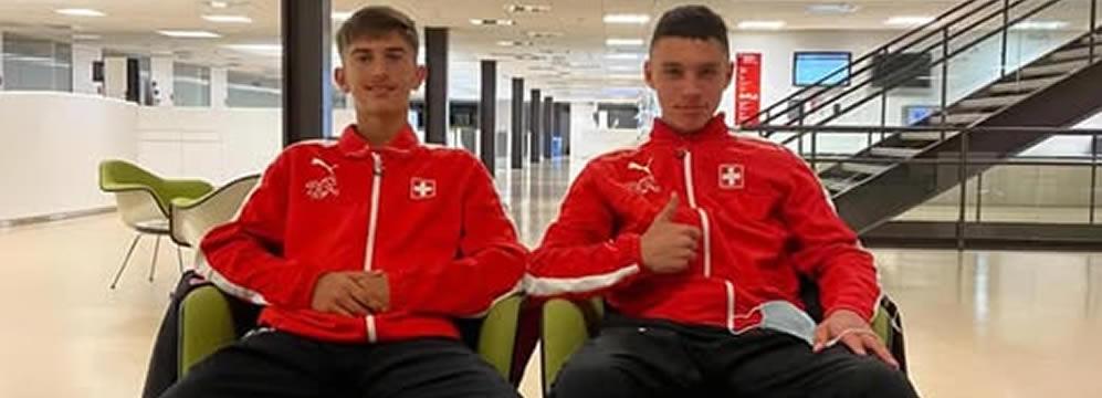 Bokep. sma starts and ends with a fast wash.